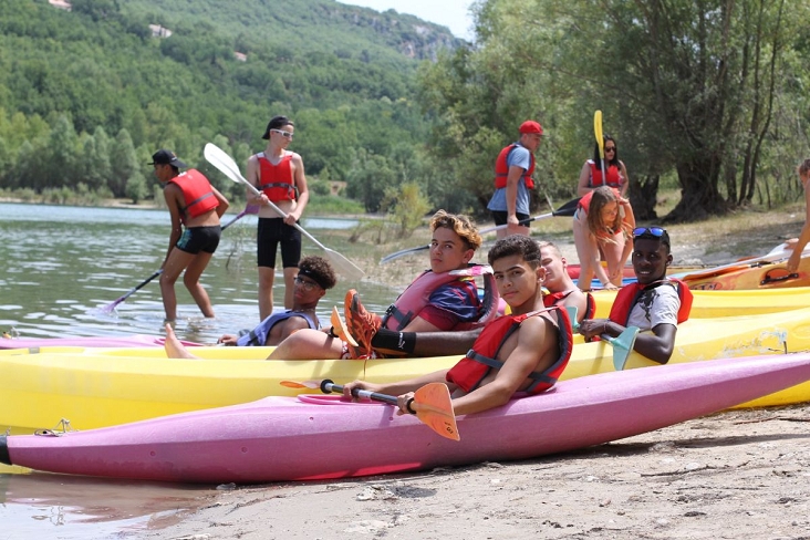 DJURINGA JUNIORS - Colonies de vacances - Le Guide des CSE - Diaporama